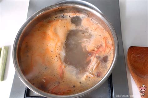 Tom Yum Goong Bear Naked Food