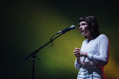 Live Review Aldous Harding Islington Assembly Hall 201117