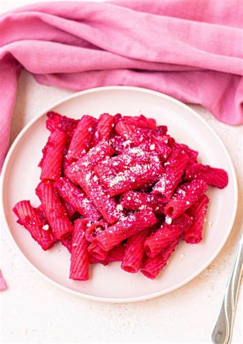 Creamy Pink Beetroot Pasta Sauce Recipe
