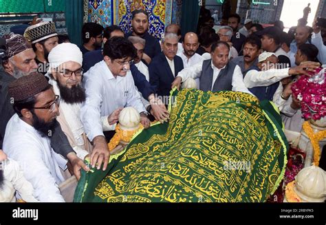Sindh Chief Minister Syed Murad Ali Shah Laid A Floral Wreath And