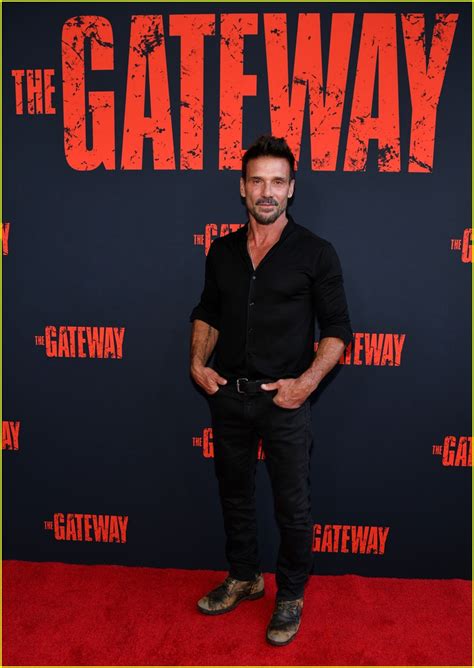 Frank Grillo Gets Girlfriend Nicky Whelans Support At The Gateway La