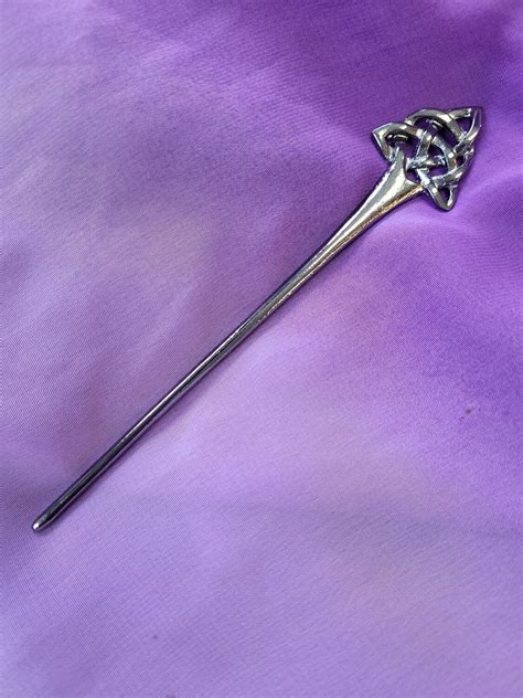 Moon Hairpin