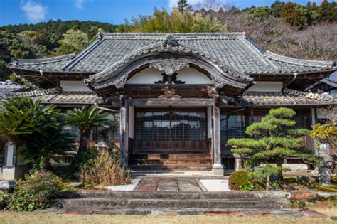 宿坊対馬西山寺（対馬市）