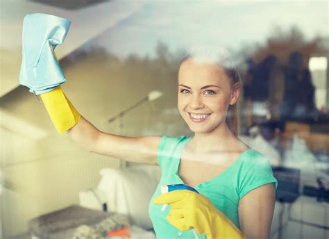 How To Clean Glass Without Glass Cleaner Cleanestor