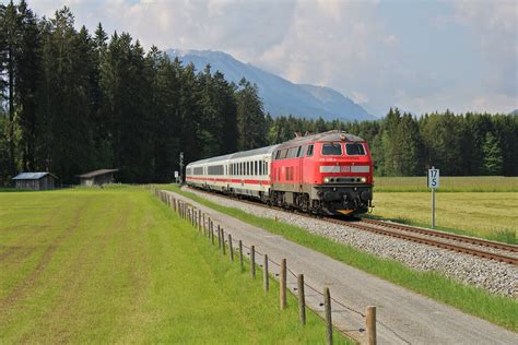 Db 218 429 9 Rollt Mit Dem Ic 2084 Aus Oberstdorf Kommend In Den