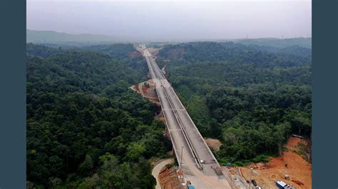 Flyover Di Atas Lembah Panorama Indah Tol Padang Pekanbaru