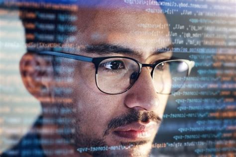 Männergesicht Und Programmierung Nachts Mit Overlay Oder Dashboard Von