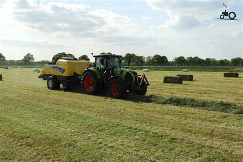 Foto Claas Arion 650 Van H Vrieling