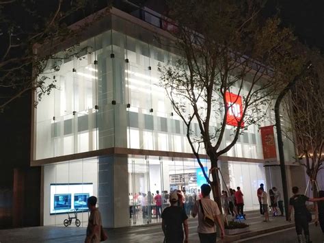 小米之家深圳旗舰店雷军新零售的黄金地段 Digiduct 知乎