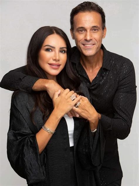 رسميًا انفصال يوسف الشريف عن زوجته إنجي علاء Et بالعربي