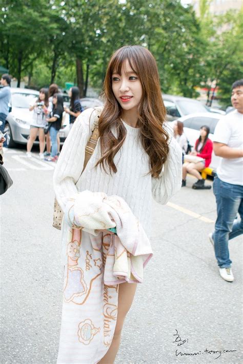 Exid Hani에 있는 Yeye Chow님의 핀 여성 연예인 하니