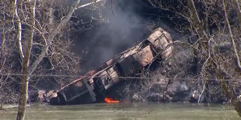 Rockslide Derails West Virginia Train 3 Injured Myanmar International Tv