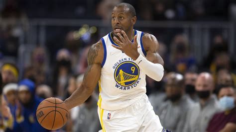 Andre Iguodala Will Return To Warriors For His 19th Nba Season Nbc