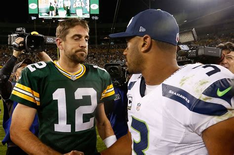 Former Packers Gm Aaron Rodgers Russell Wilson Acting Like Divas