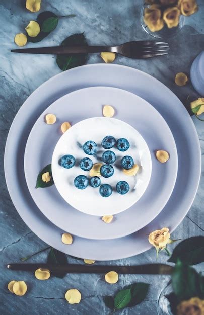 Premium Photo Classy Table Setting Decor Idea