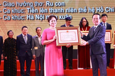 Lễ Trao Tặng Giải Thưởng Hồ Chí Minh Giải Thưởng Nhà Nước Về Vhnt