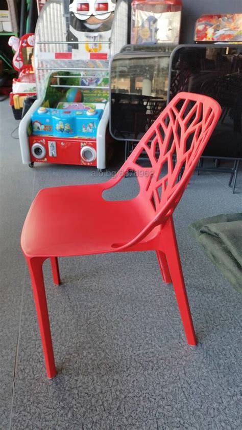 Столове Леки и Удобни Стол табуретка Мебели за дома и офиса Пловдив Олекотени и много