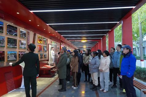致敬行走的“中国名片”｜冶金工业出版社党委赴解放军仪仗大队开展主题党日活动 冶金工业出版社