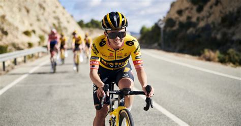 Team Visma Lease A Bike Team Jumbo Visma Women And Labecki Kick