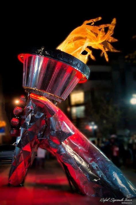 La Tea Que Dejo Encendida Nadie La Feria 16 De Julio