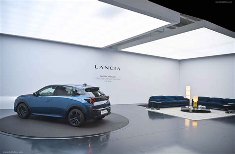 2025 Lancia Ypsilon Edizione Limitata Cassina Stunning Hd Photos