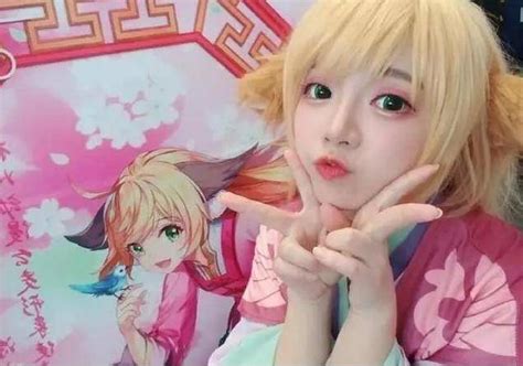 王奕萌真的长大了Cos成年版涂山苏苏跟幼年版是两种风格 角色