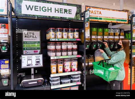 Pics Free To Use Asda Launches First Refill Store In Scotland Asda
