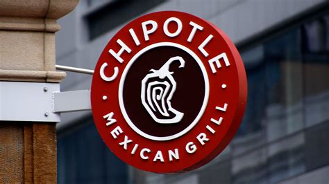 Woman Who Threw Bowl Of Food At Chipotle Worker Sentenced To Work 2