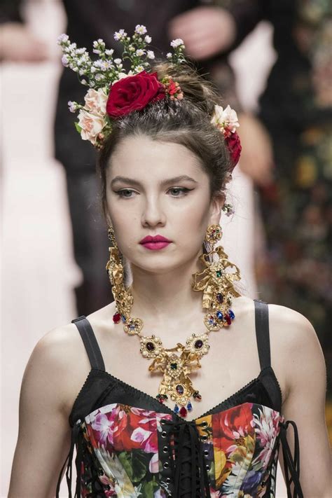 Pin By Rej On Floralcore Dolce And Gabbana Fashion Week Spring