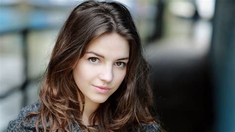 Ella Hunt Wallpapers Wallpaper Cave