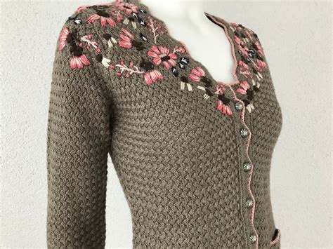 90s Embellished Floral Sweater Vintage 1980s Embroidered Fitted