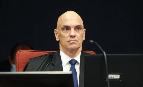 Ex Assessor Pede Impedimento De Moraes Em Inquérito