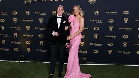 Nrlw Golden Couple Ali Brigginshaw And Kate Daly Take Home The Award