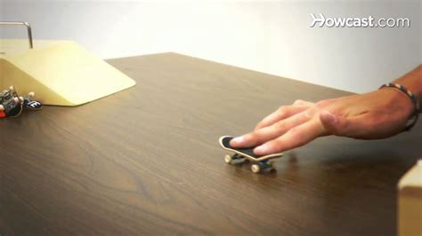 How To Combine Tech Deck Tricks Fingerboarding Youtube