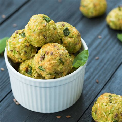 Boulettes végétariennes de courgettes à la mozzarella et au basilic