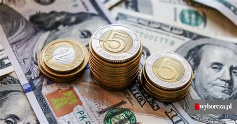 Złoty błyszczy wśród innych walut Dolar kosztuje wciąż mniej niż 4 zł