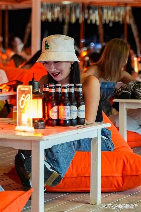 炸出沙滩新玩法！集装箱酒吧cue你承包这片海 知乎