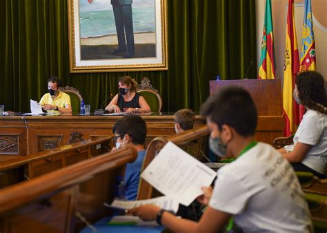 Castellón celebra el primer Consejo de la Infancia y la Adolescencia desde la crisis de la covid