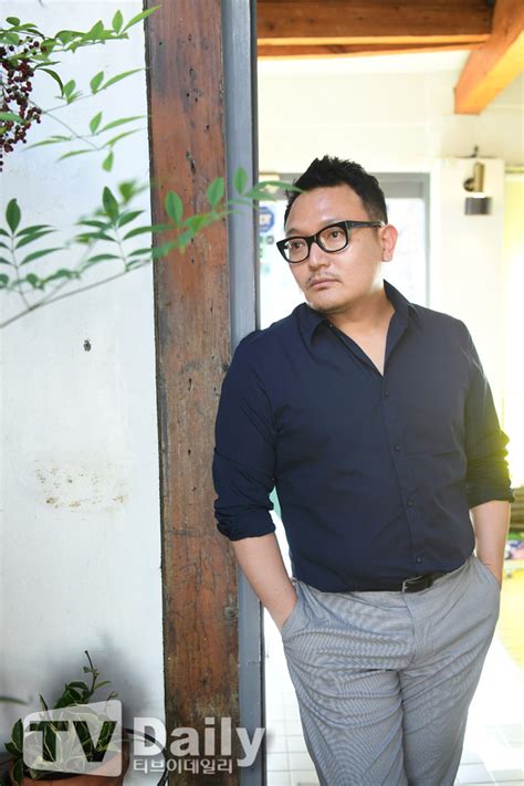 독전 이해영 감독 믿음과 허무에 대한 자아성찰 [인터뷰]