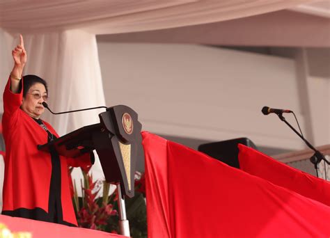 Di Depan Jokowi Megawati Ungkap Kekuatan Yang Tak Pernah Punah