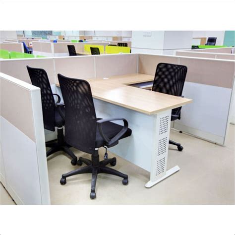 Customized Office Tables At Best Price In Chennai Tamil Nadu Futura