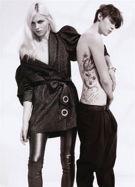 Andrej Pejic Androgynous Model Klaunt Greci