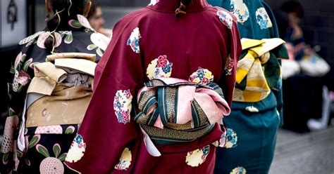 ‘기모노 입은 여성 붙잡혀가더니 민족감정 해치면 구류”