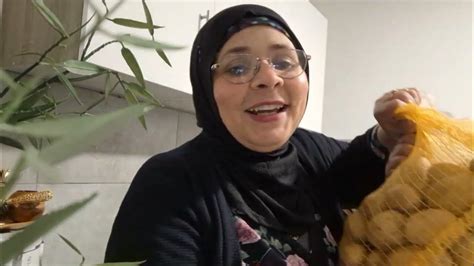 روتيني انا وجوزى عملت اكله سمك🦈 وجمبري🦐 وارز احمر🍝 وقولنا ناكل معاكم