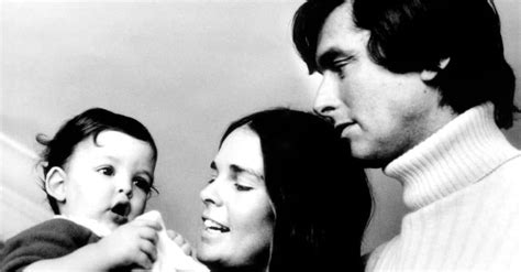 Meet Josh Evans Ali Macgraw And Robert Evans Son Continues Legacy