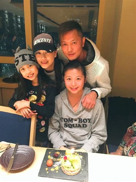 她是学生情人，与郭晋安恋7年分手，嫁草蜢成员苏志威，今成这样 搜狐大视野 搜狐新闻