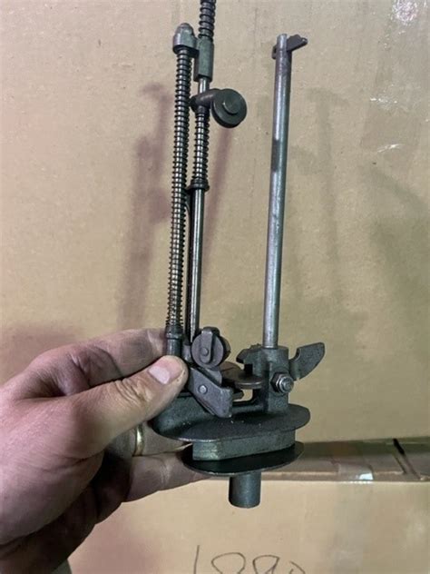 24 Carrier Cb 1 Braider Gladding Braiding Equipment