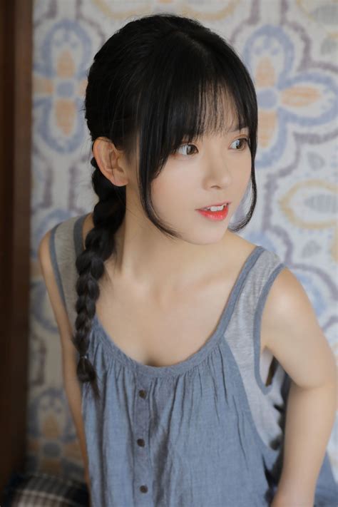 悠然美女图片美图美秀