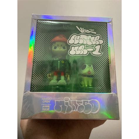Popmart 泡泡瑪特 Vita Alpha Ma 1 吊卡禮物手辦 海外限定 限量 蝦皮購物