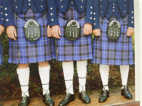 A History Of The Kilt In 1 Minute